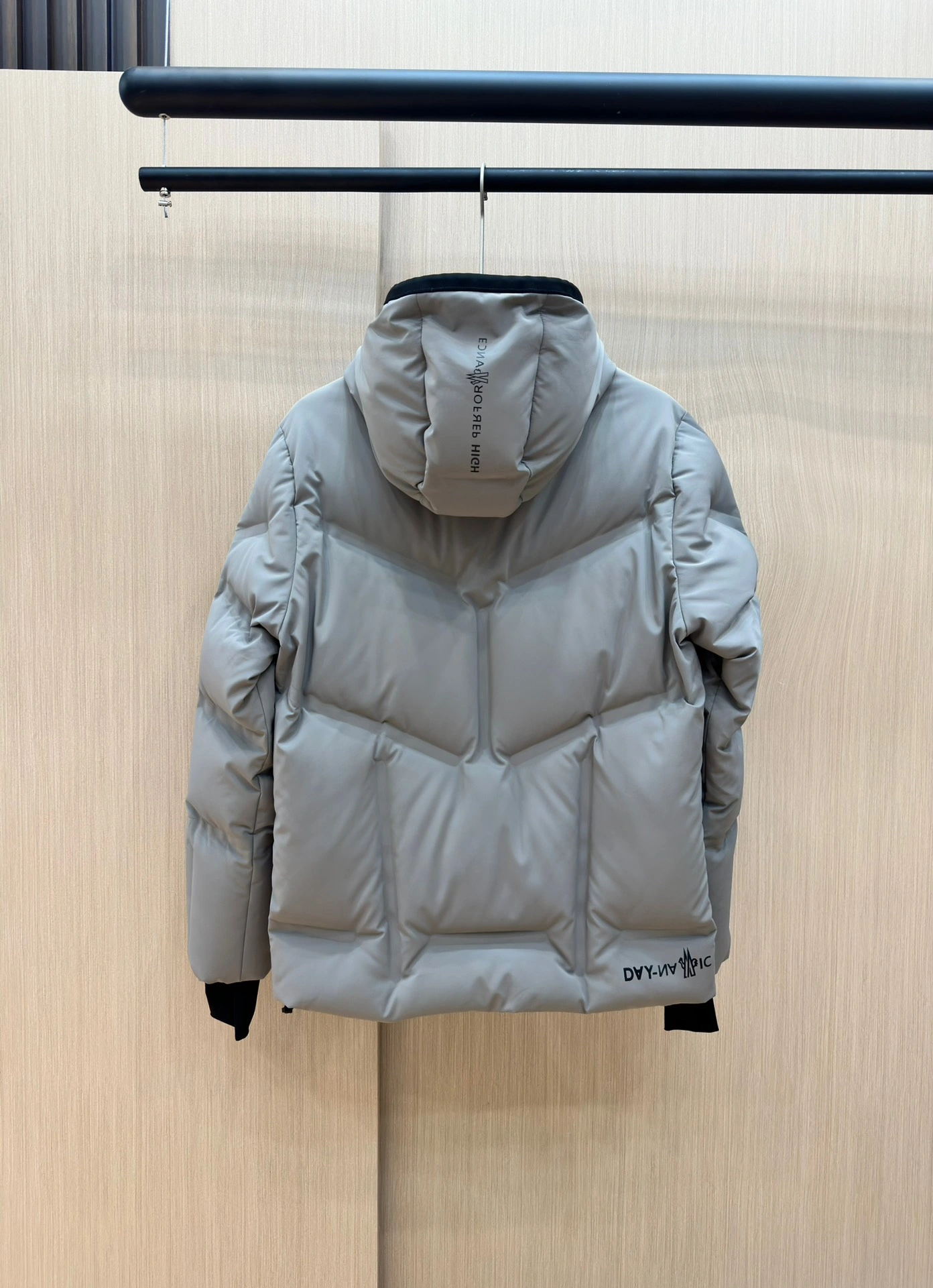 Brand-original Moncler Down Jackets