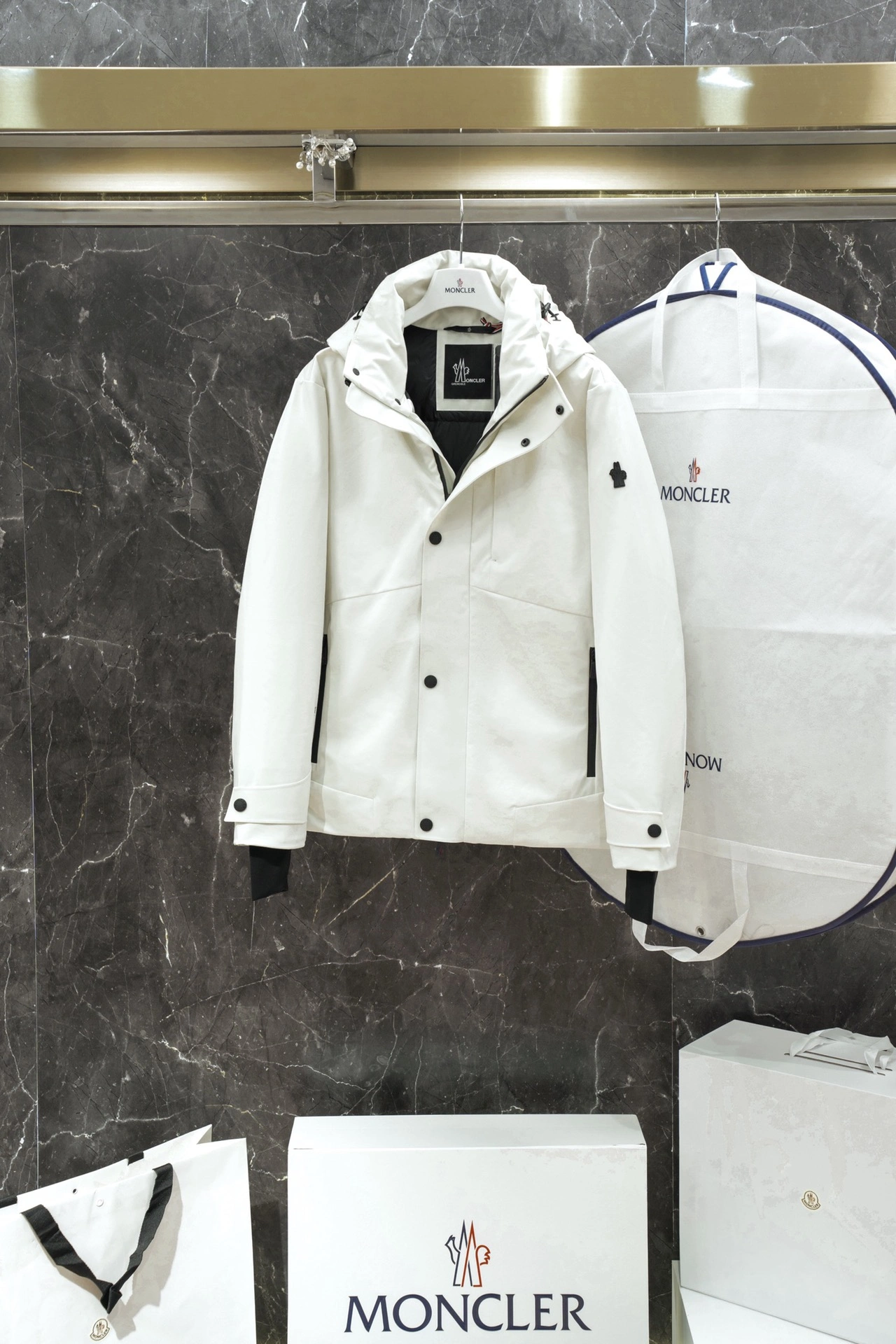 Cut-rate Moncler Down Jackets