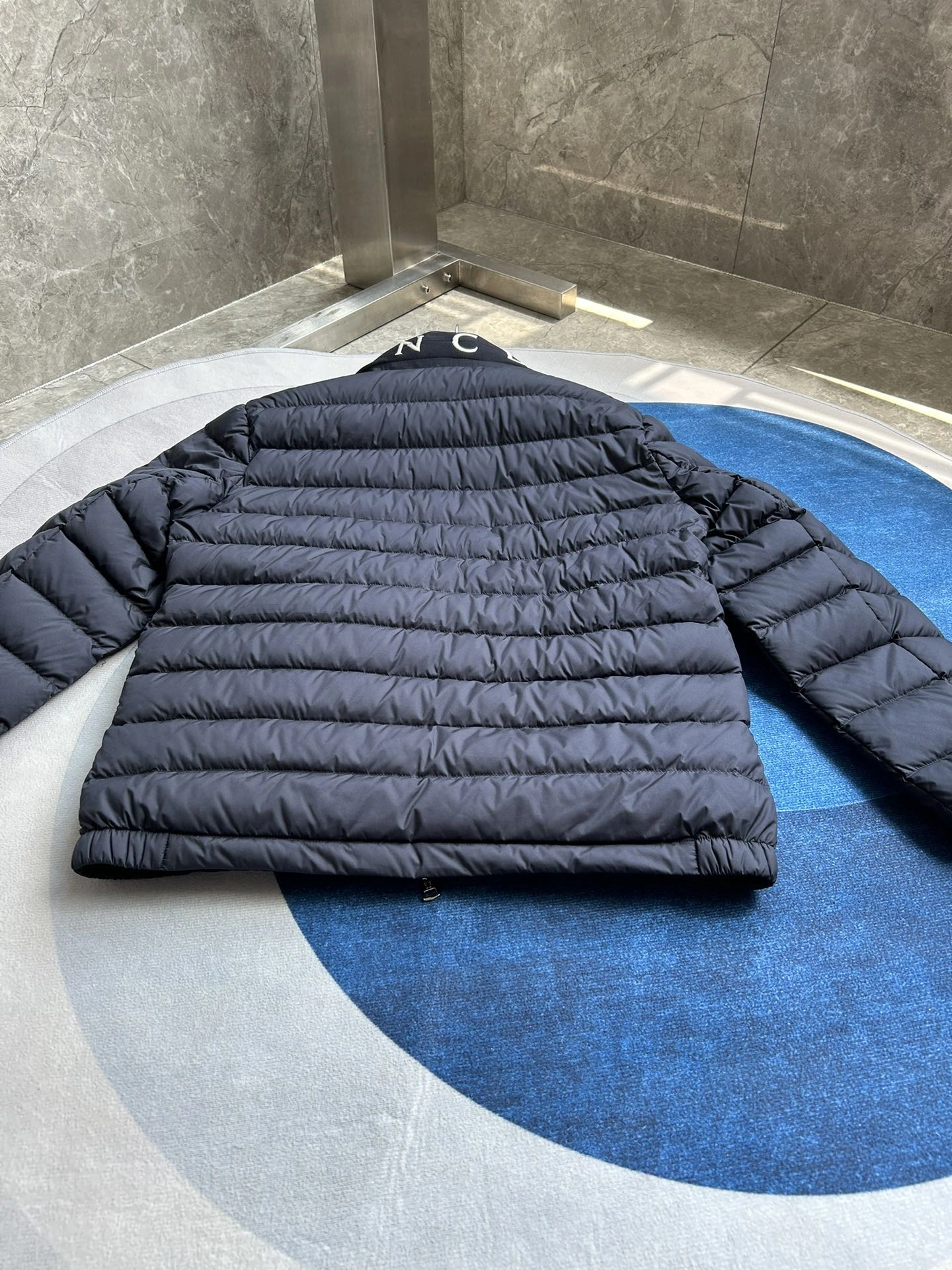 Bargain Moncler Down Jackets