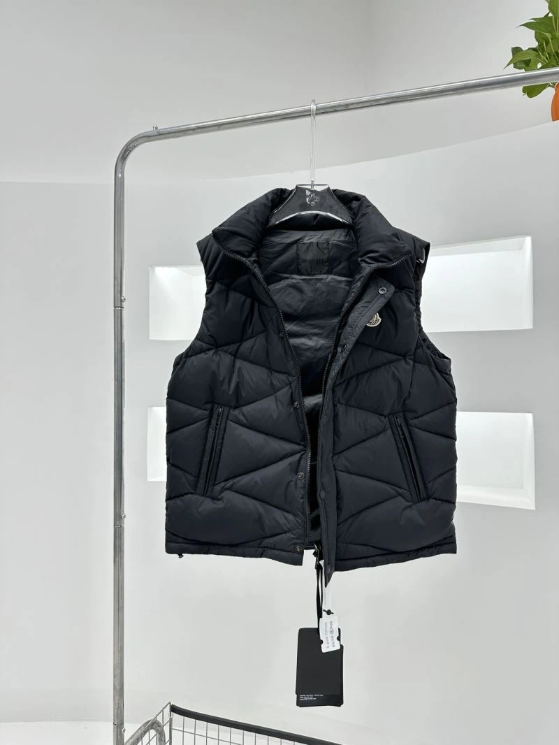 Accurate model Moncler Down Jackets