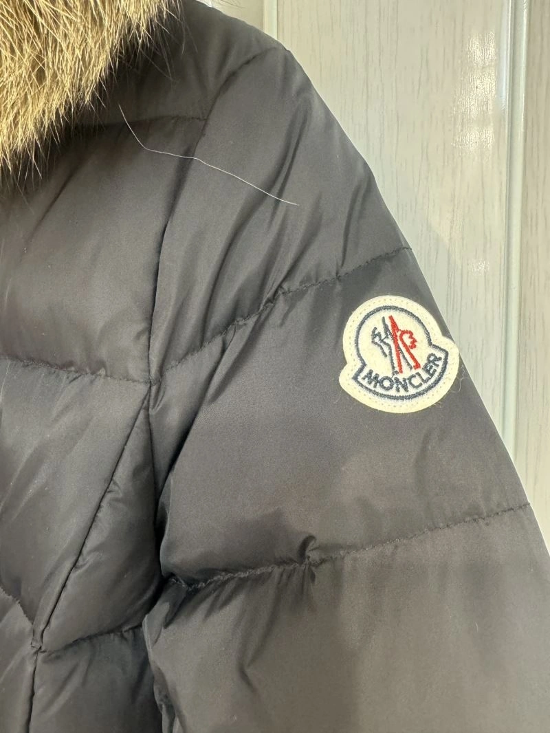 Accurate model Moncler Down Jackets