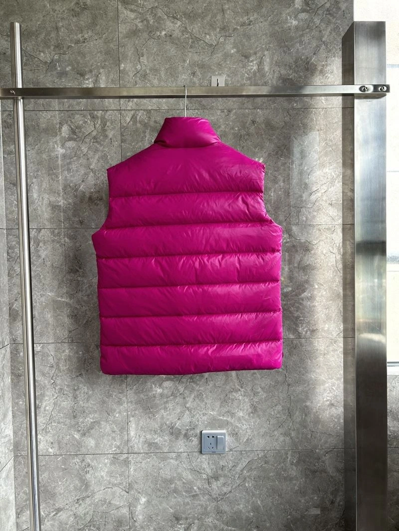Accurate model Moncler Down Jackets