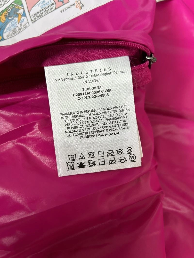 Accurate model Moncler Down Jackets
