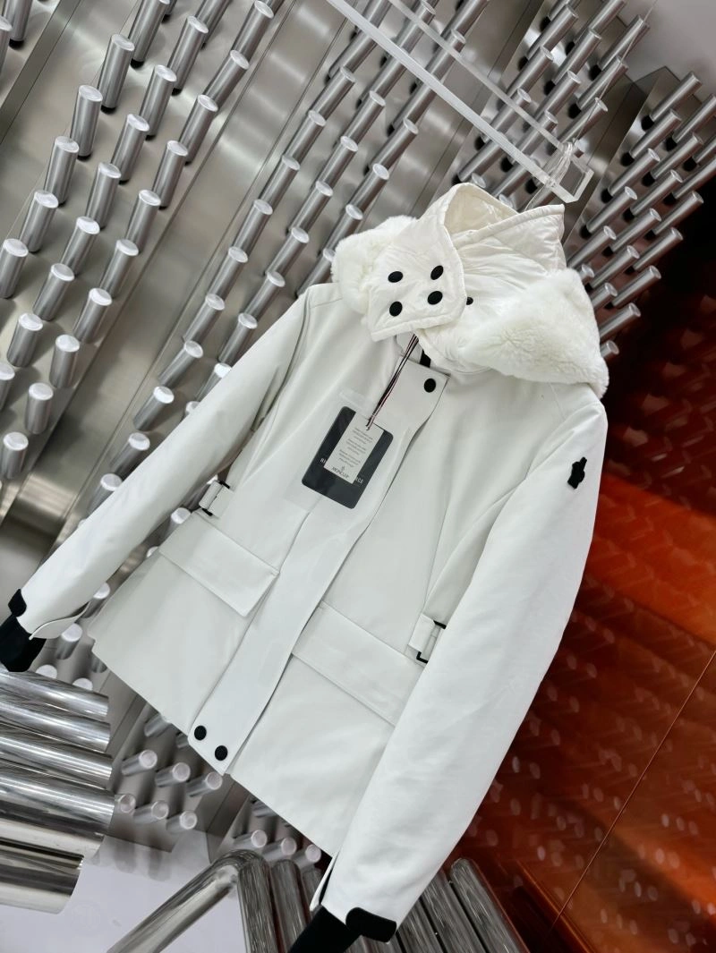 Exact replica Moncler Down Jackets