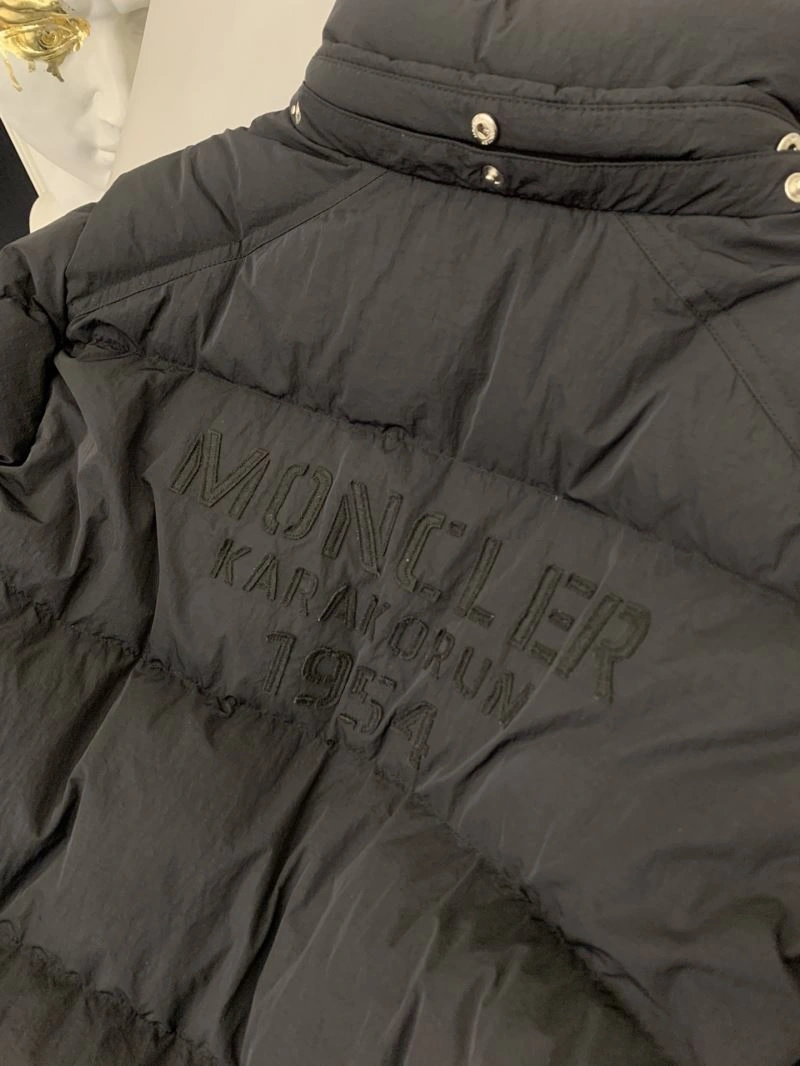 Exact replica Moncler Down Jackets