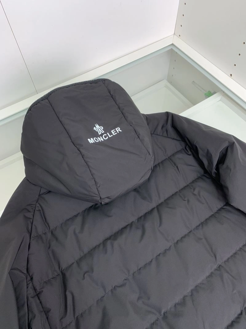 Inexpensive Moncler Down Jackets