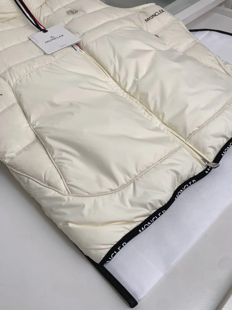 Low-cost Moncler Down Jackets
