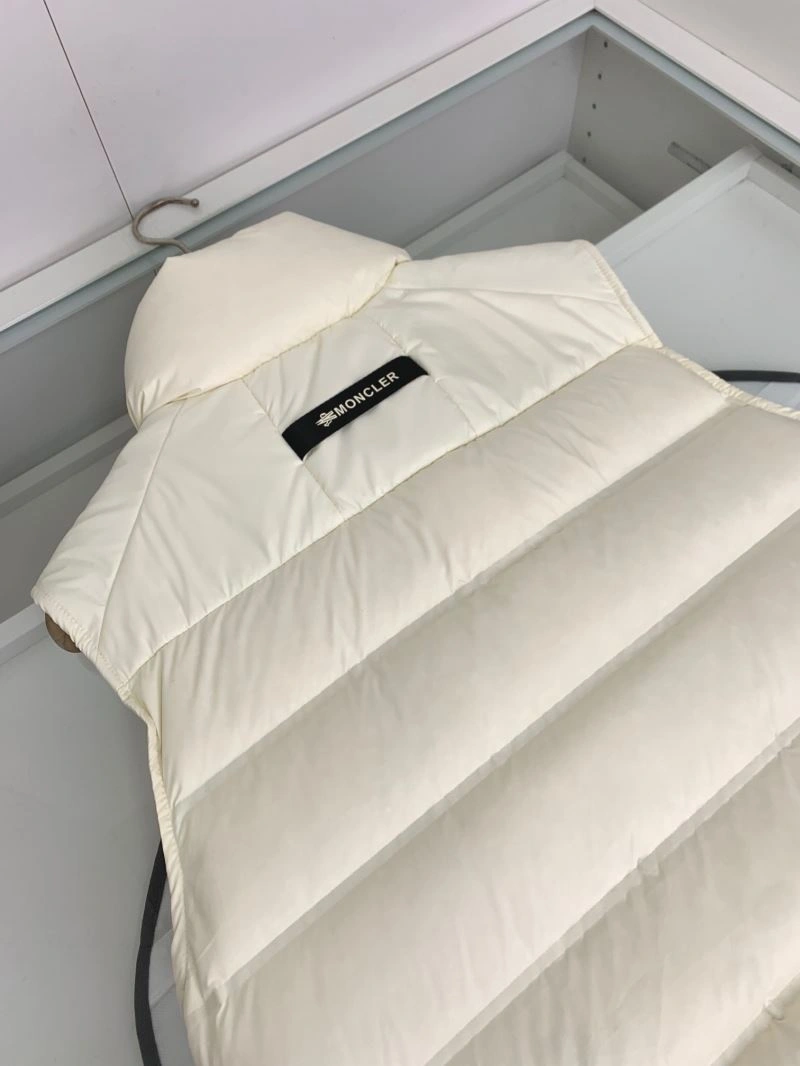 Low-cost Moncler Down Jackets