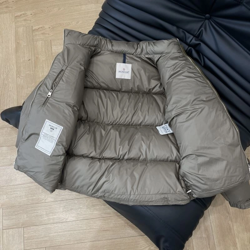 Accurate model Moncler Down Jackets