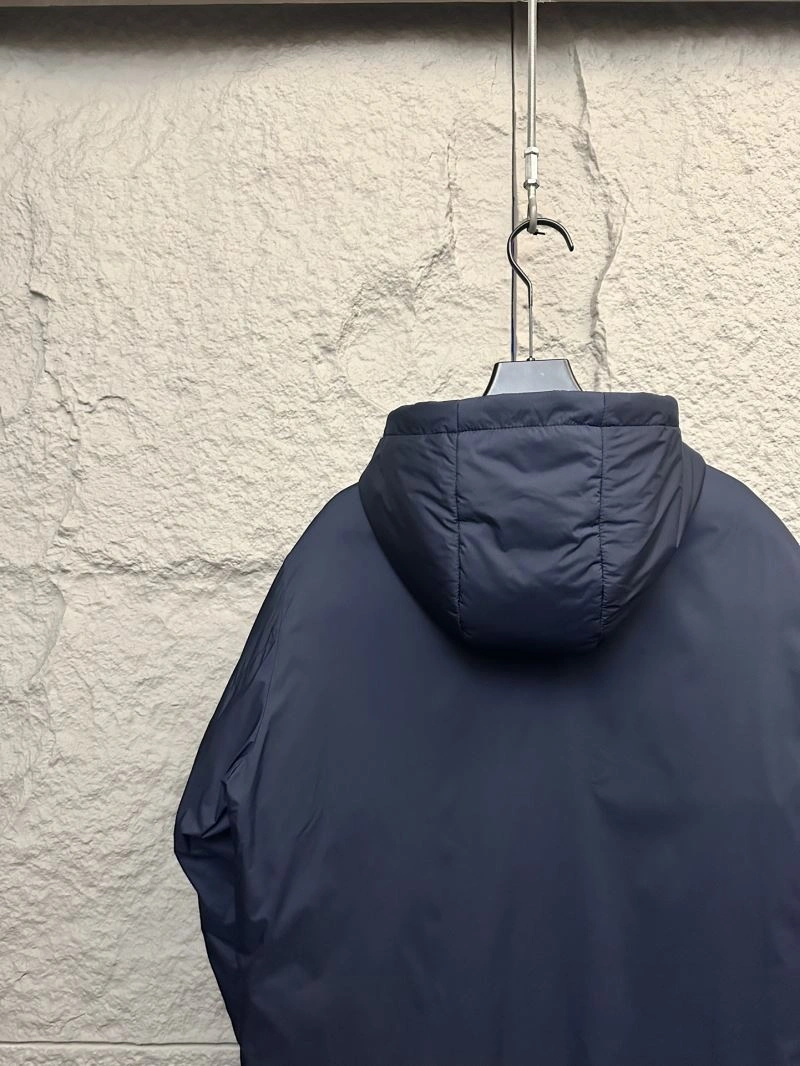Exact replica Moncler Down Jackets