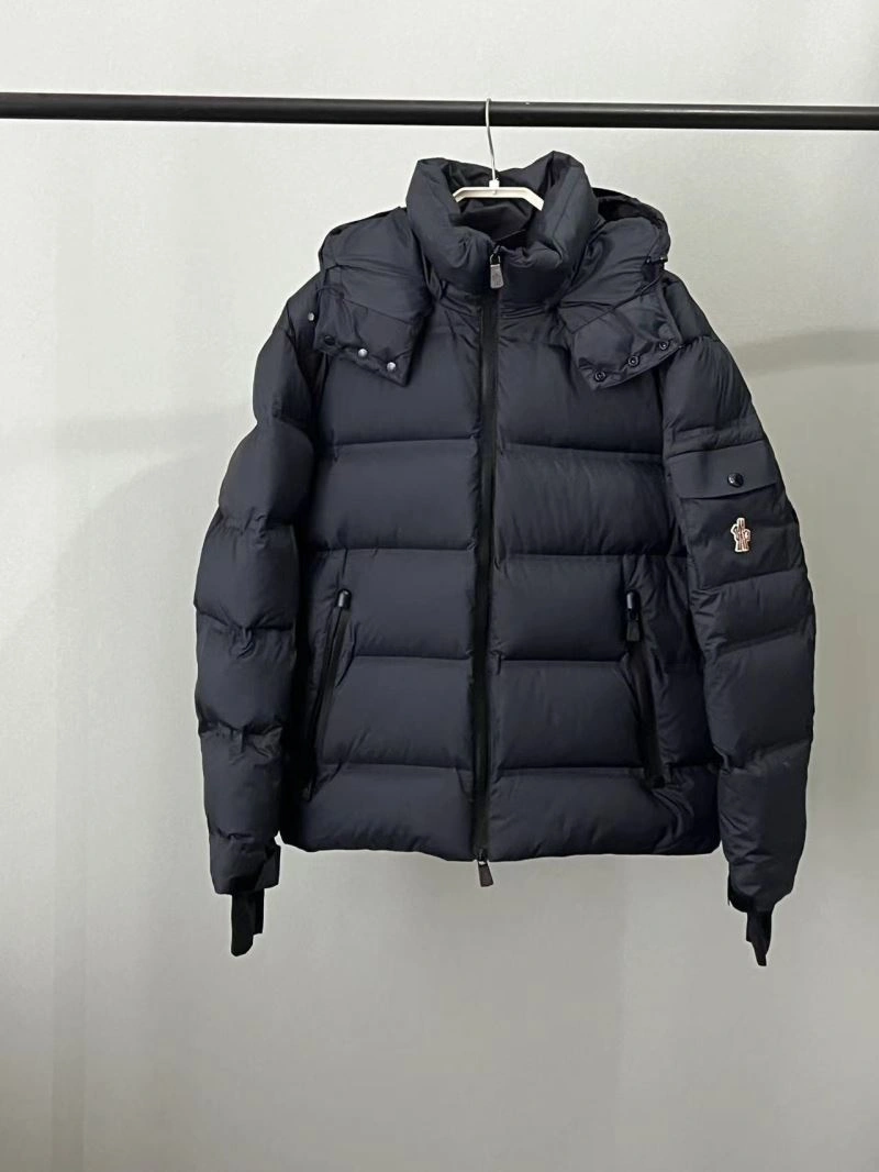 Accurate model Moncler Down Jackets