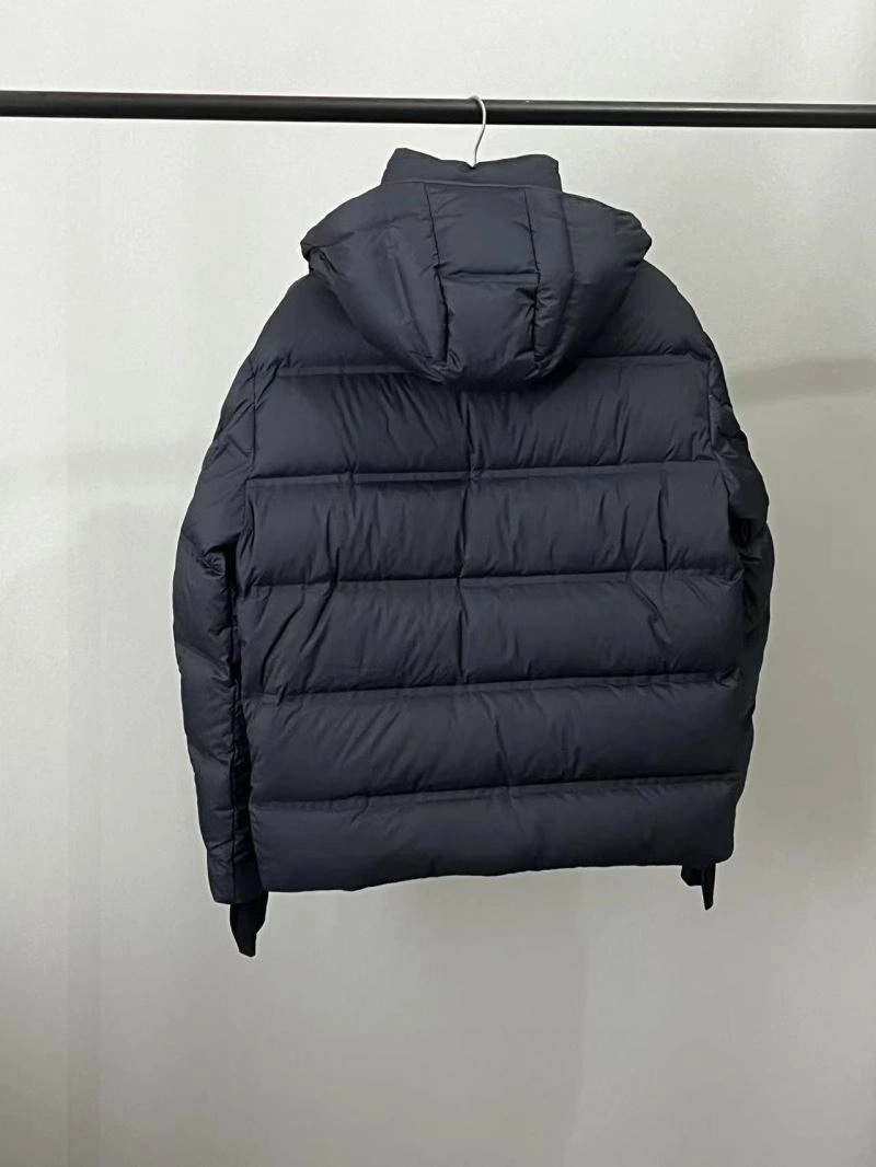 Accurate model Moncler Down Jackets