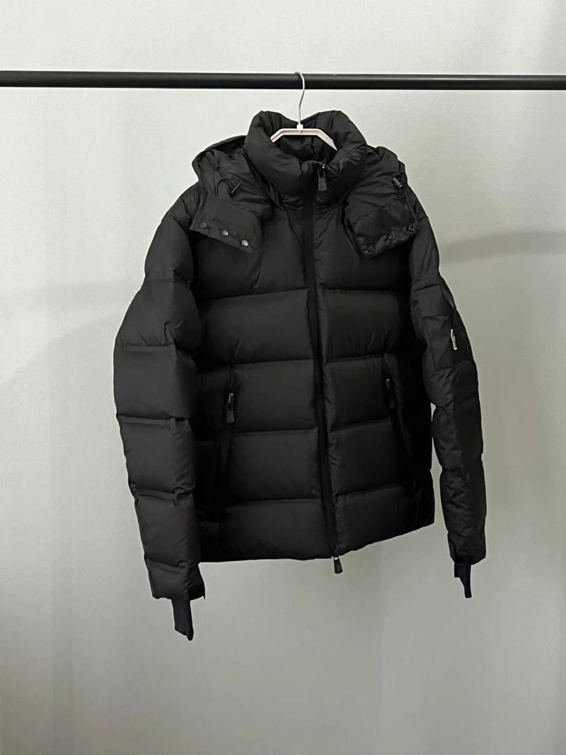 Accurate model Moncler Down Jackets