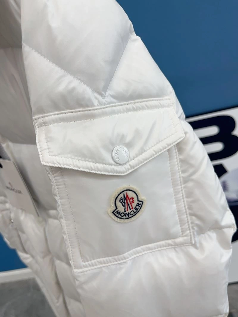 Exact replica Moncler Down Jackets