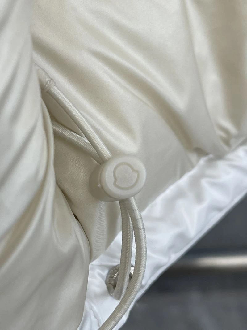 Exact replica Moncler Down Jackets