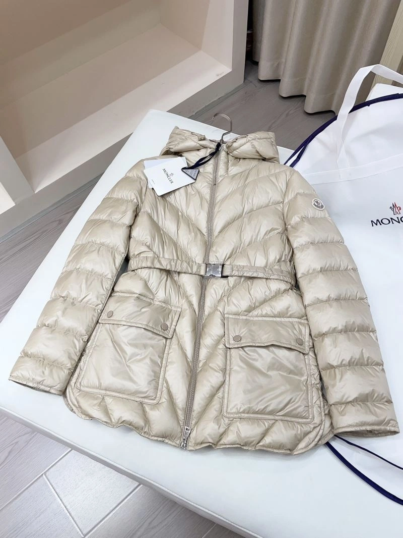 Accurate model Moncler Down Jackets