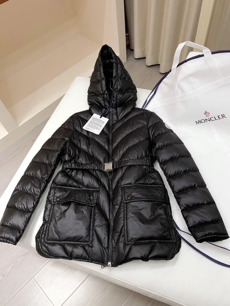 Accurate model Moncler Down Jackets