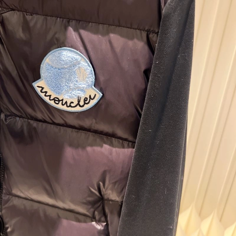 Accurate model Moncler Down Jackets