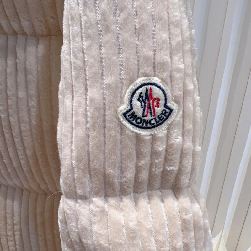 Bargain Moncler Down Jackets