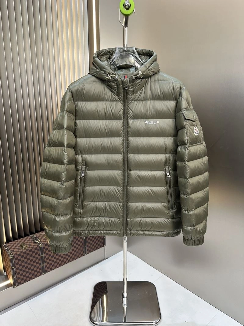 Low-cost Moncler Down Jackets