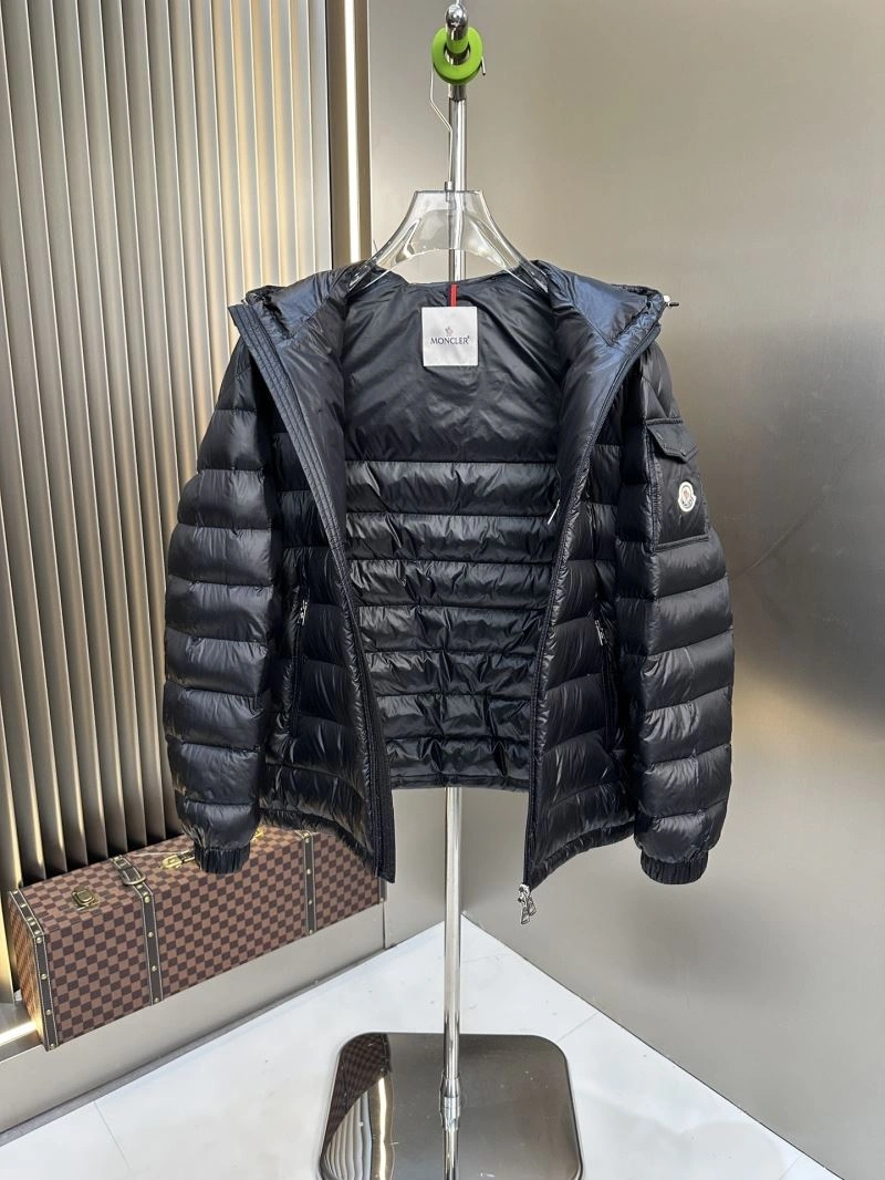 Low-cost Moncler Down Jackets