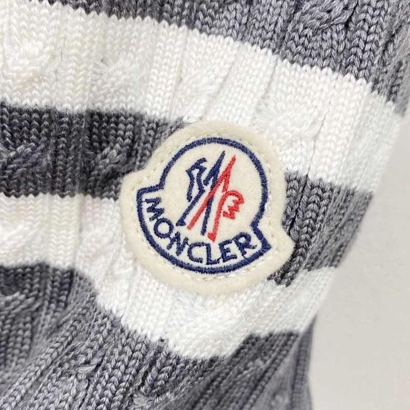 Perfect replica Moncler Down Jackets
