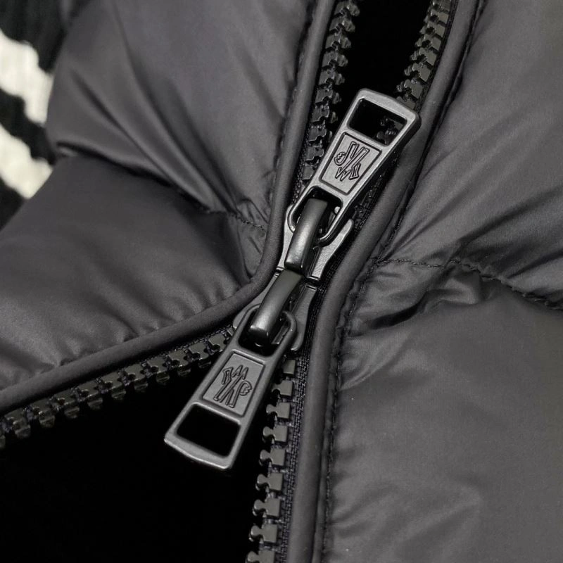 1:1 copy Moncler Down Jackets