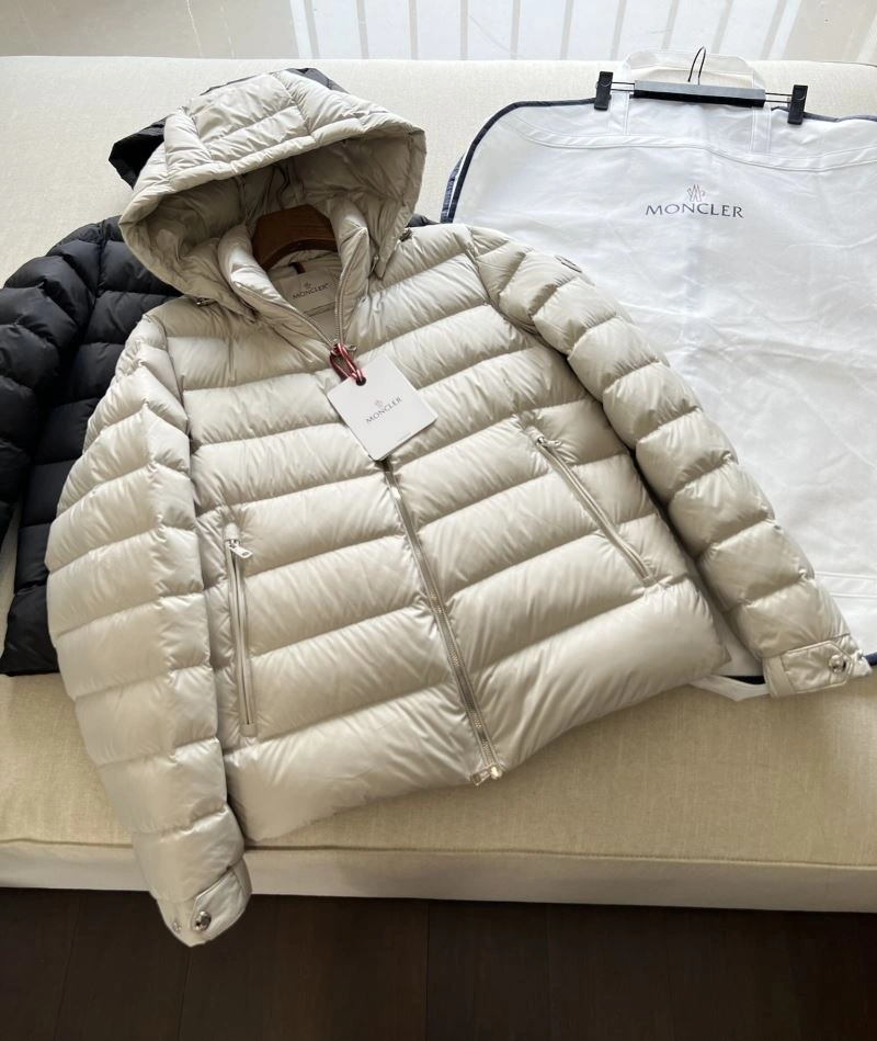 Inexpensive Moncler Down Jackets