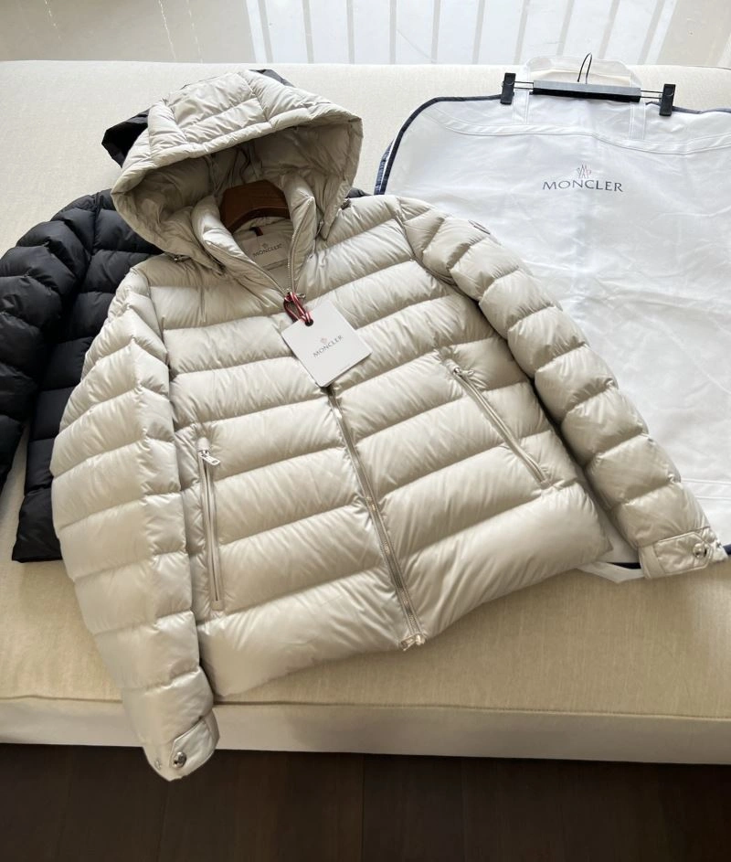 Inexpensive Moncler Down Jackets