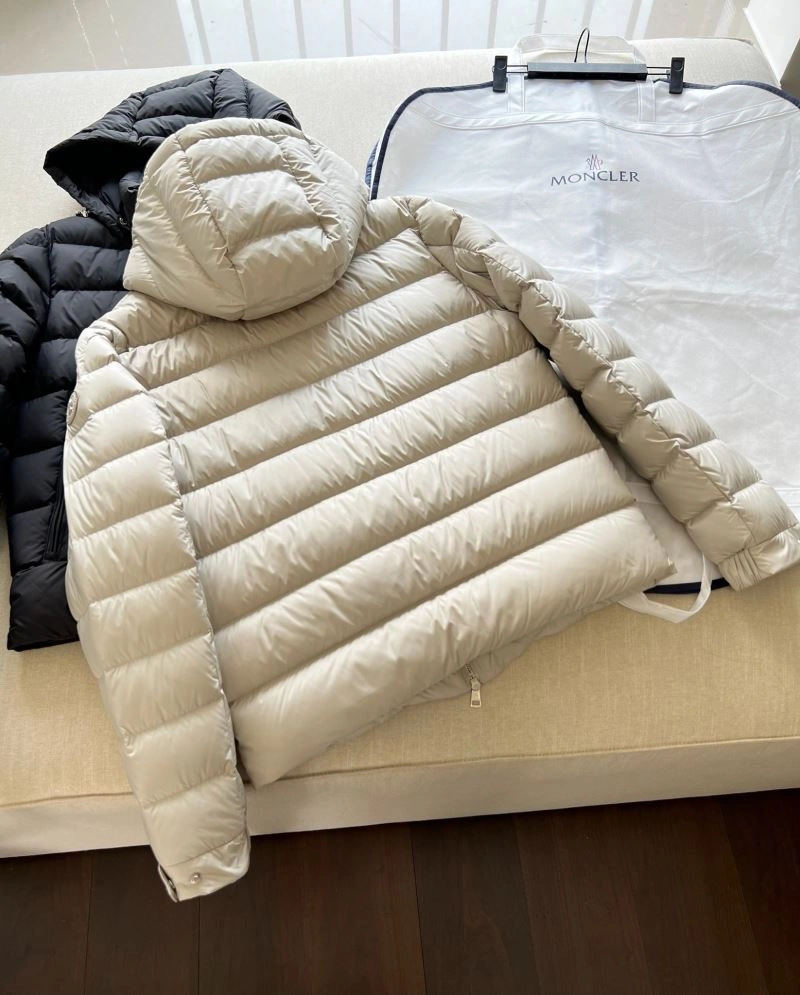 Inexpensive Moncler Down Jackets