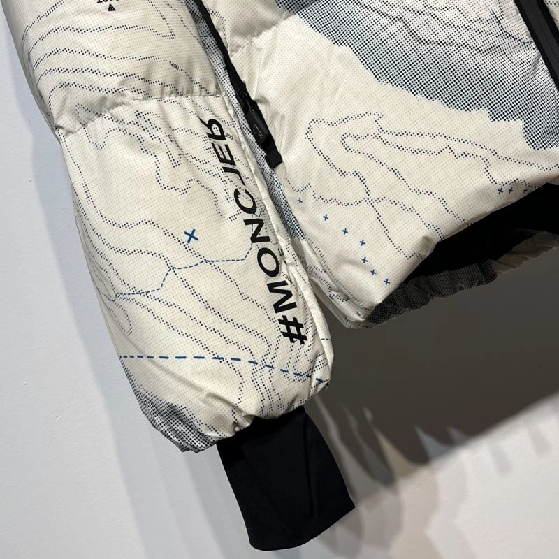 Low-cost Moncler Down Jackets