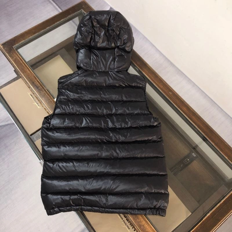Accurate model Moncler Down Jackets