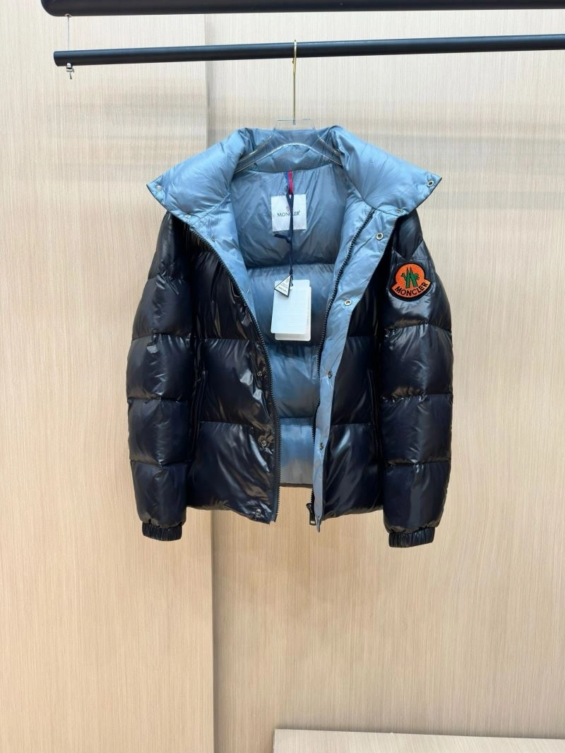 Accurate model Moncler Down Jackets