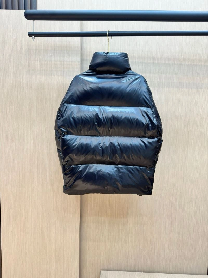 Accurate model Moncler Down Jackets