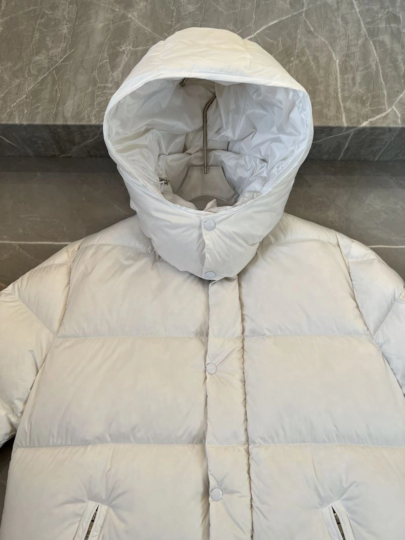 Low-cost Moncler Down Jackets