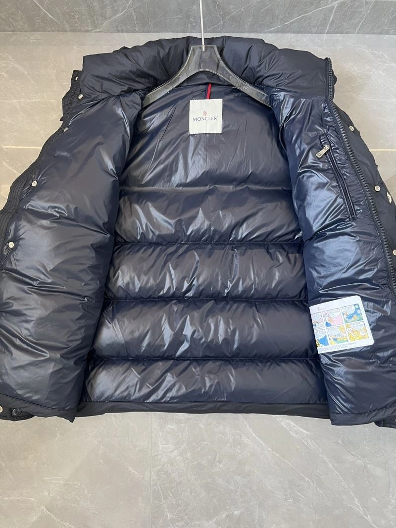 Accurate model Moncler Down Jackets