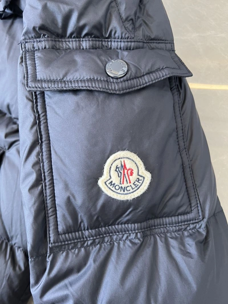 Accurate model Moncler Down Jackets