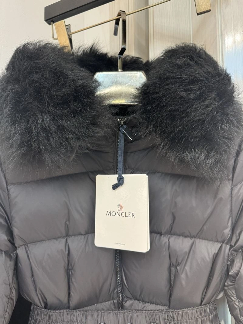 Low-cost Moncler Down Jackets