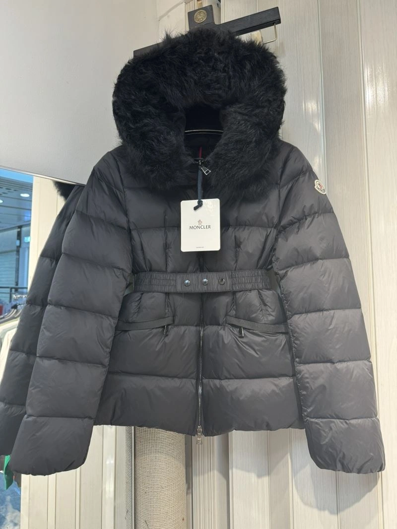 Low-cost Moncler Down Jackets
