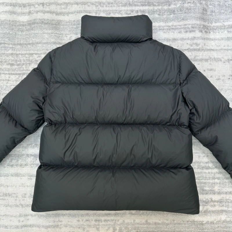 Inexpensive Moncler Down Jackets