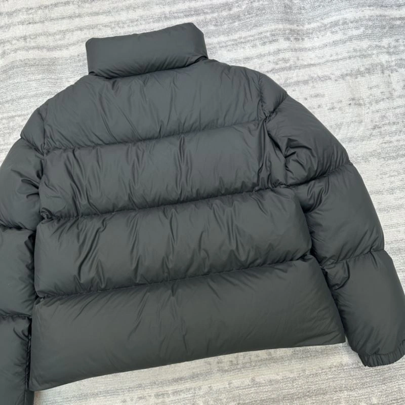 Inexpensive Moncler Down Jackets