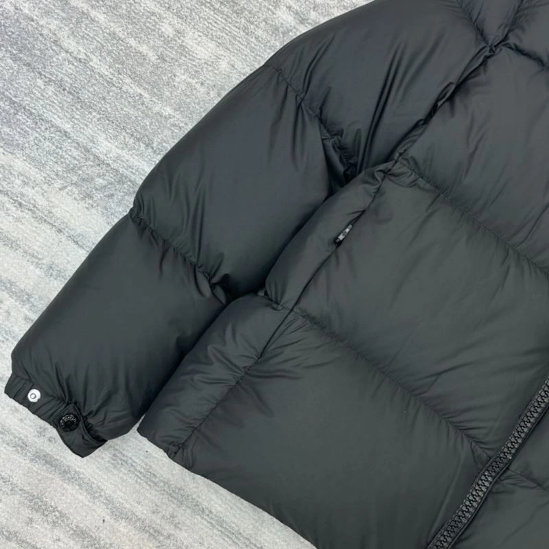 Inexpensive Moncler Down Jackets