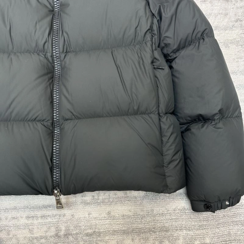 Inexpensive Moncler Down Jackets
