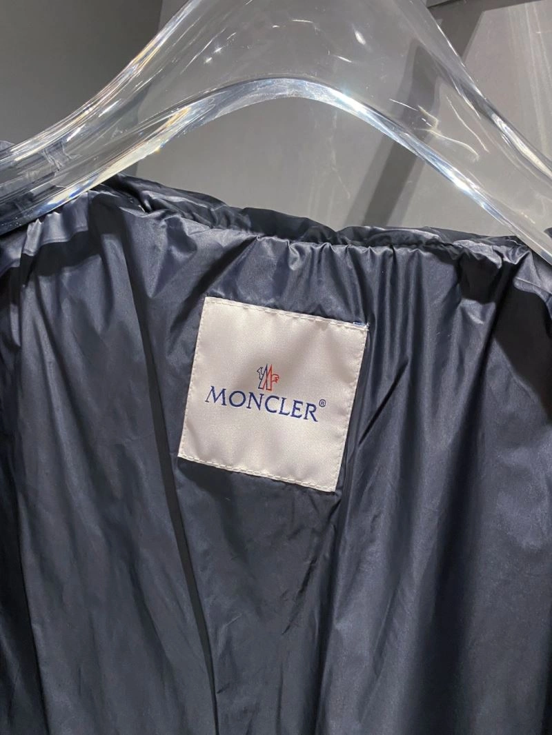 Exact replica Moncler Down Jackets