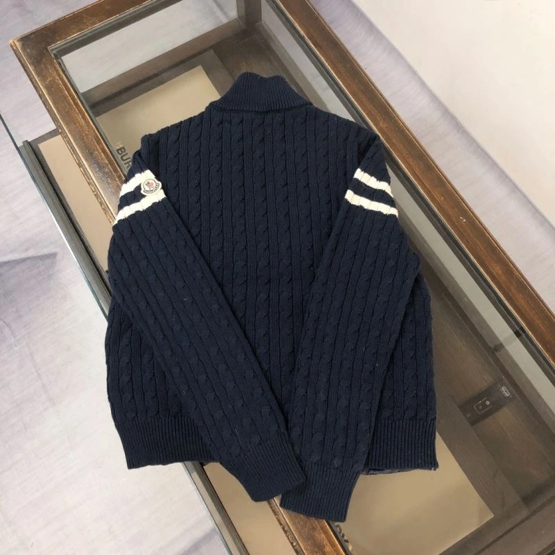 Accurate model Moncler Down Jackets