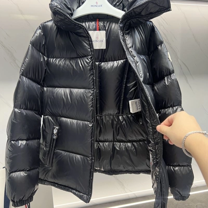 Low-cost Moncler Down Jackets