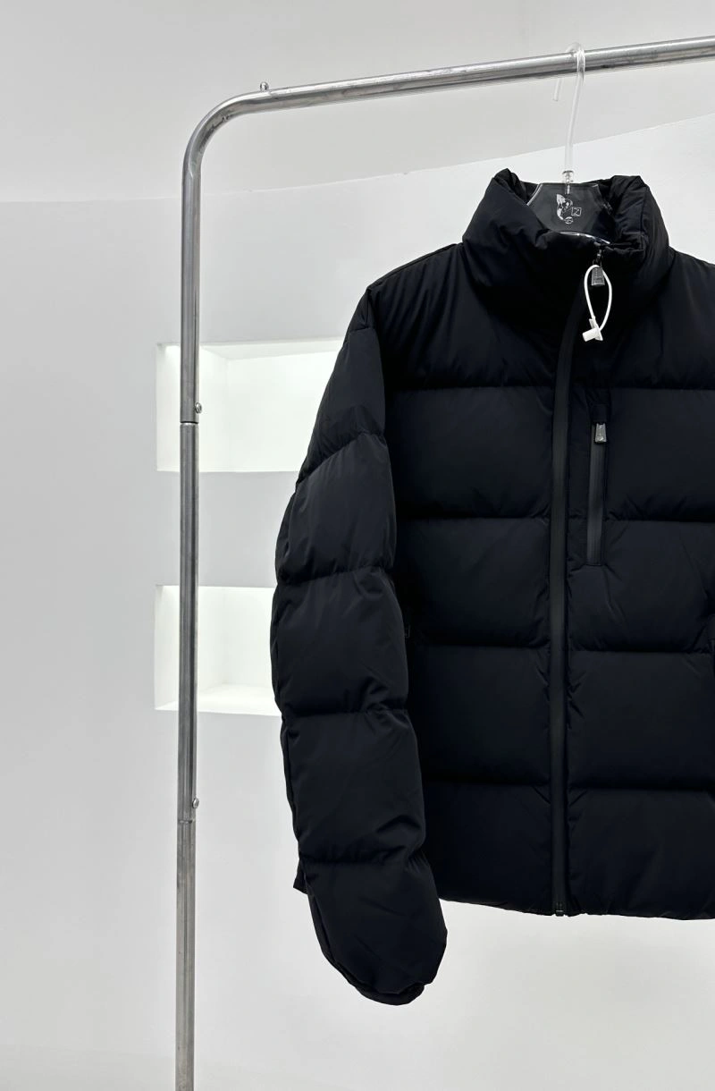 Exact replica Moncler Down Jackets