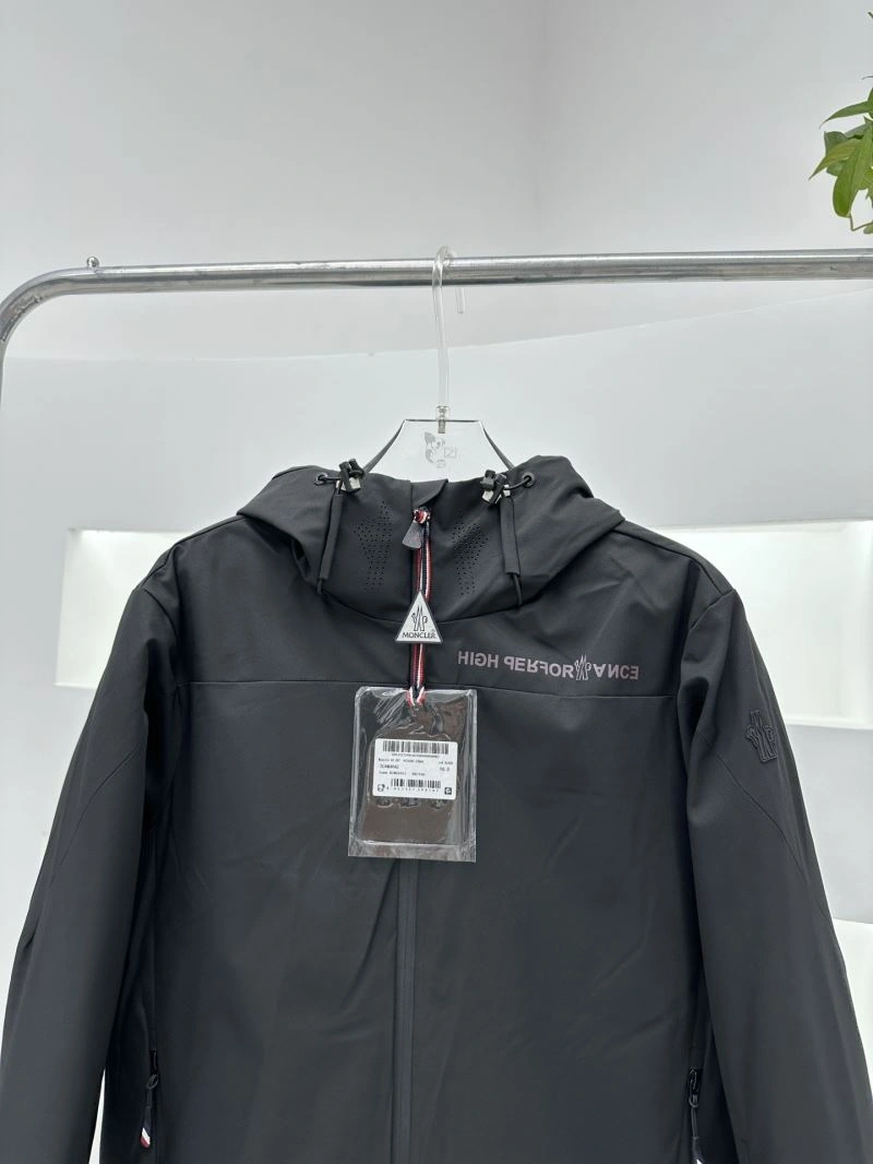 Accurate model Moncler Down Jackets