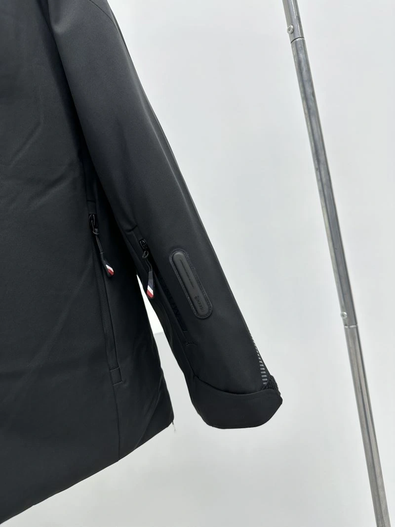 Accurate model Moncler Down Jackets