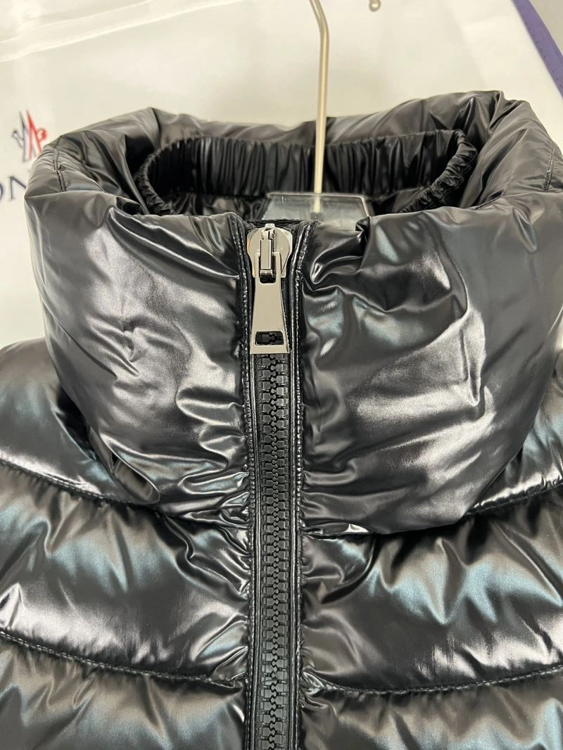 Accurate model Moncler Down Jackets